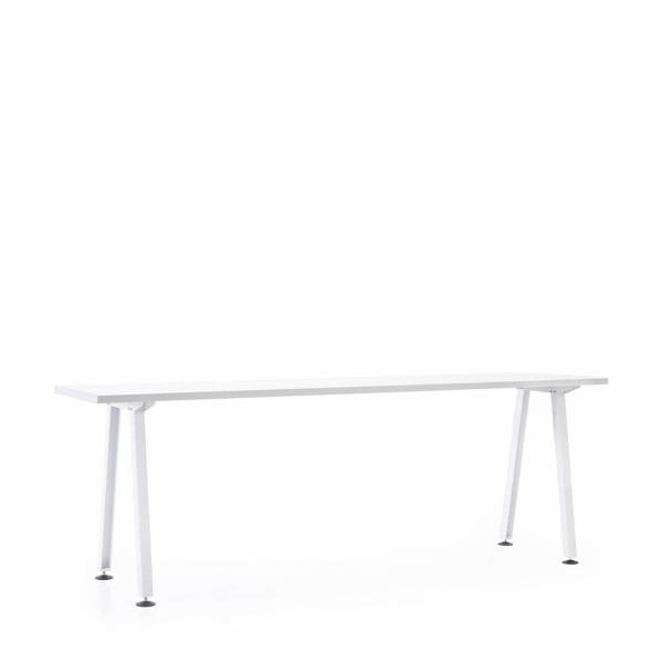 Outdoor Tables Archives - Steelcase