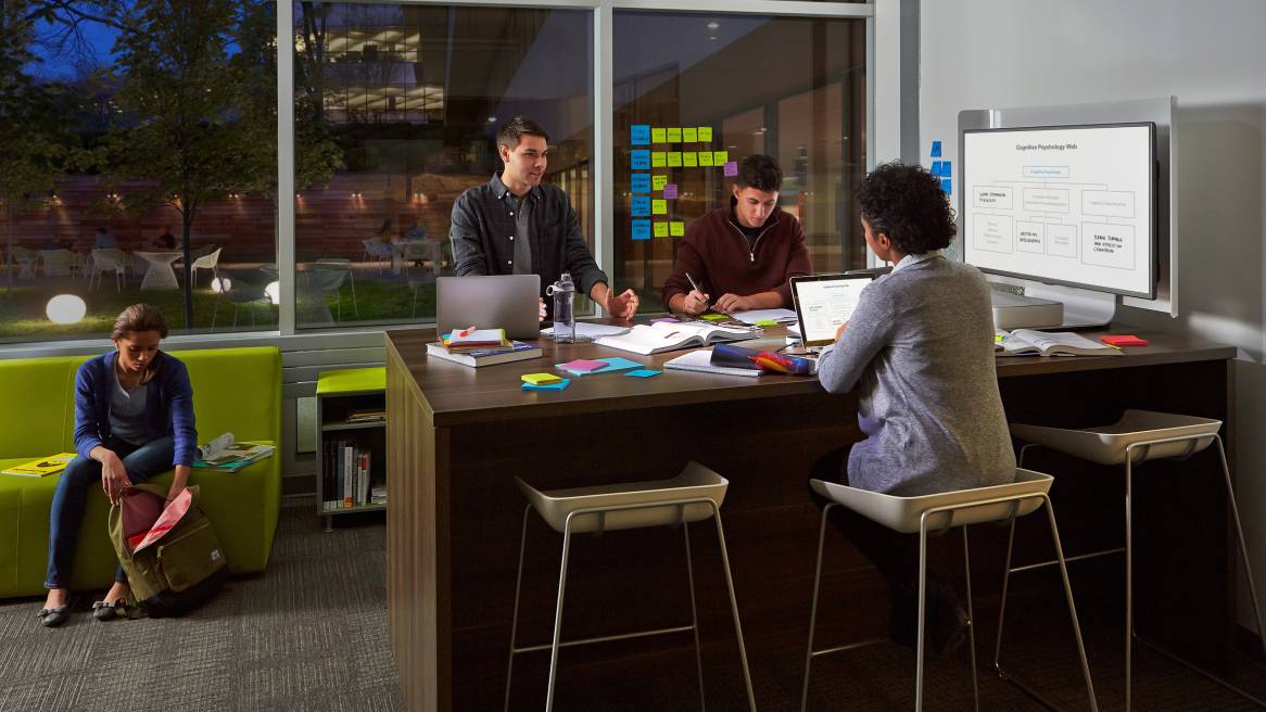Guide to Personalized Learning Experiences - Steelcase