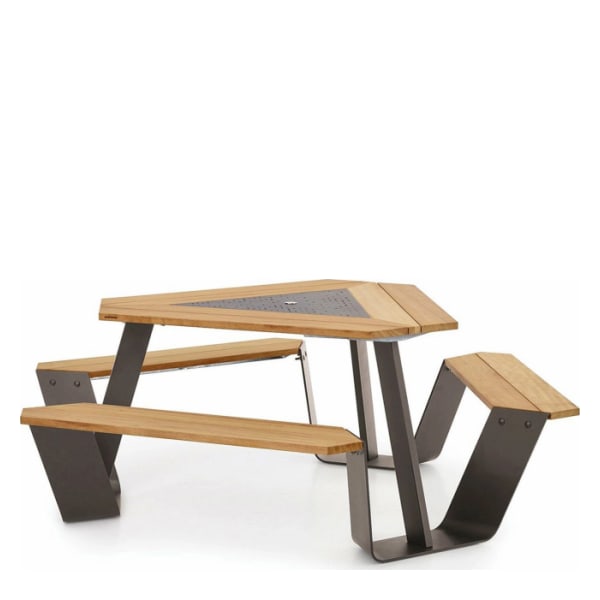 Pantagruel Round Picnic Table by Extremis | Steelcase