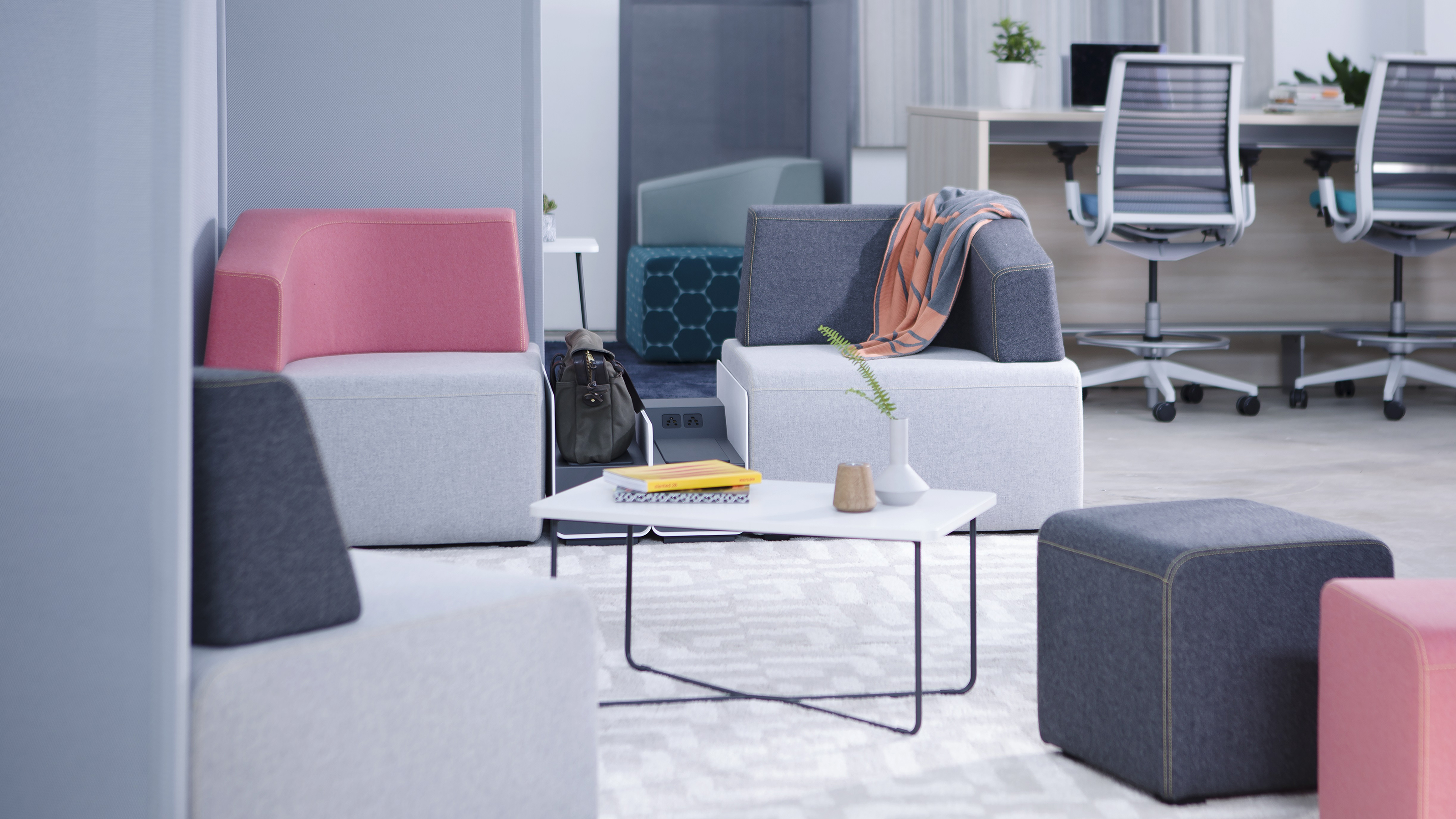 B-Free Modular Office Furniture & Lounge Seating - Steelcase