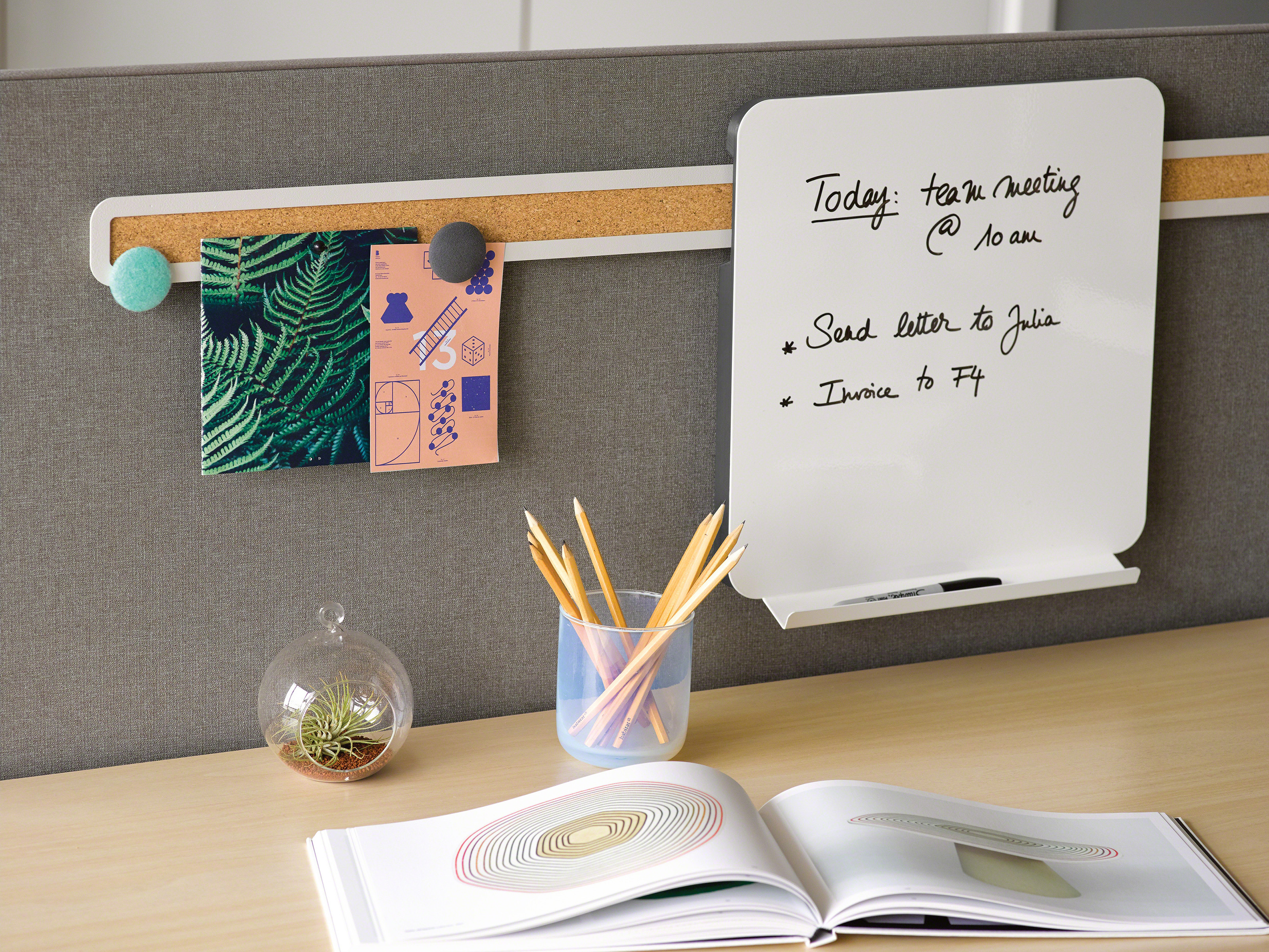 Divisio Frameless Screen & Space Divider - Steelcase