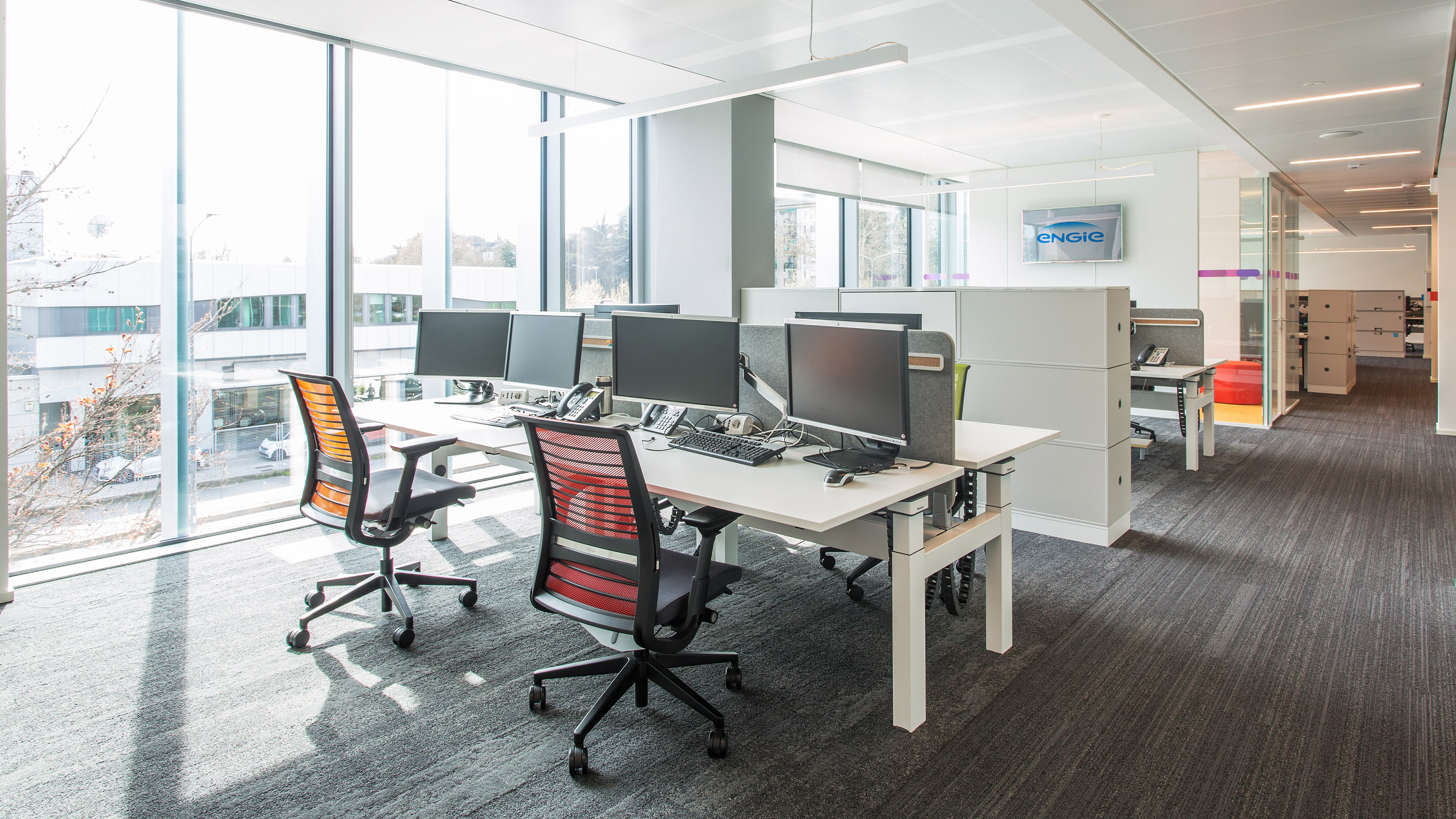 Accelerating Collaboration - Steelcase
