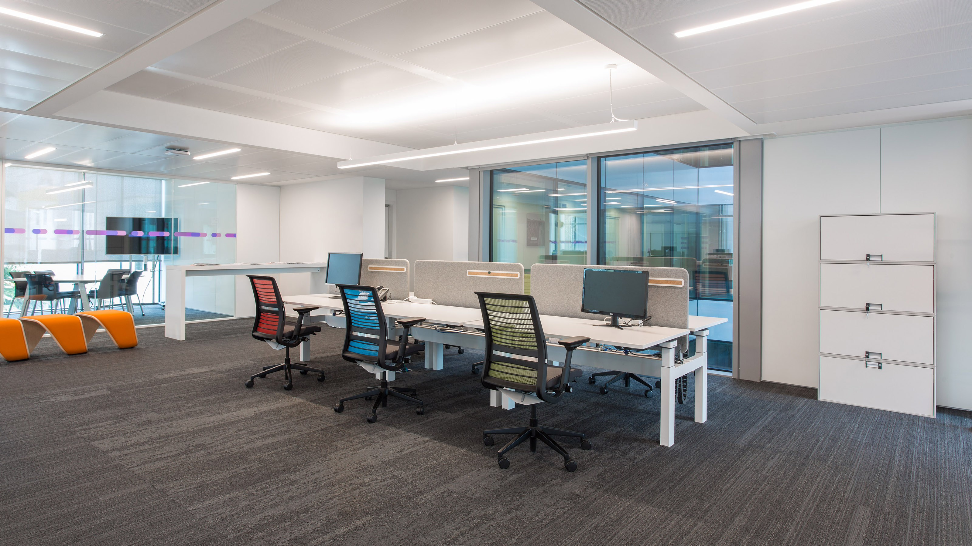 Accelerating Collaboration - Steelcase