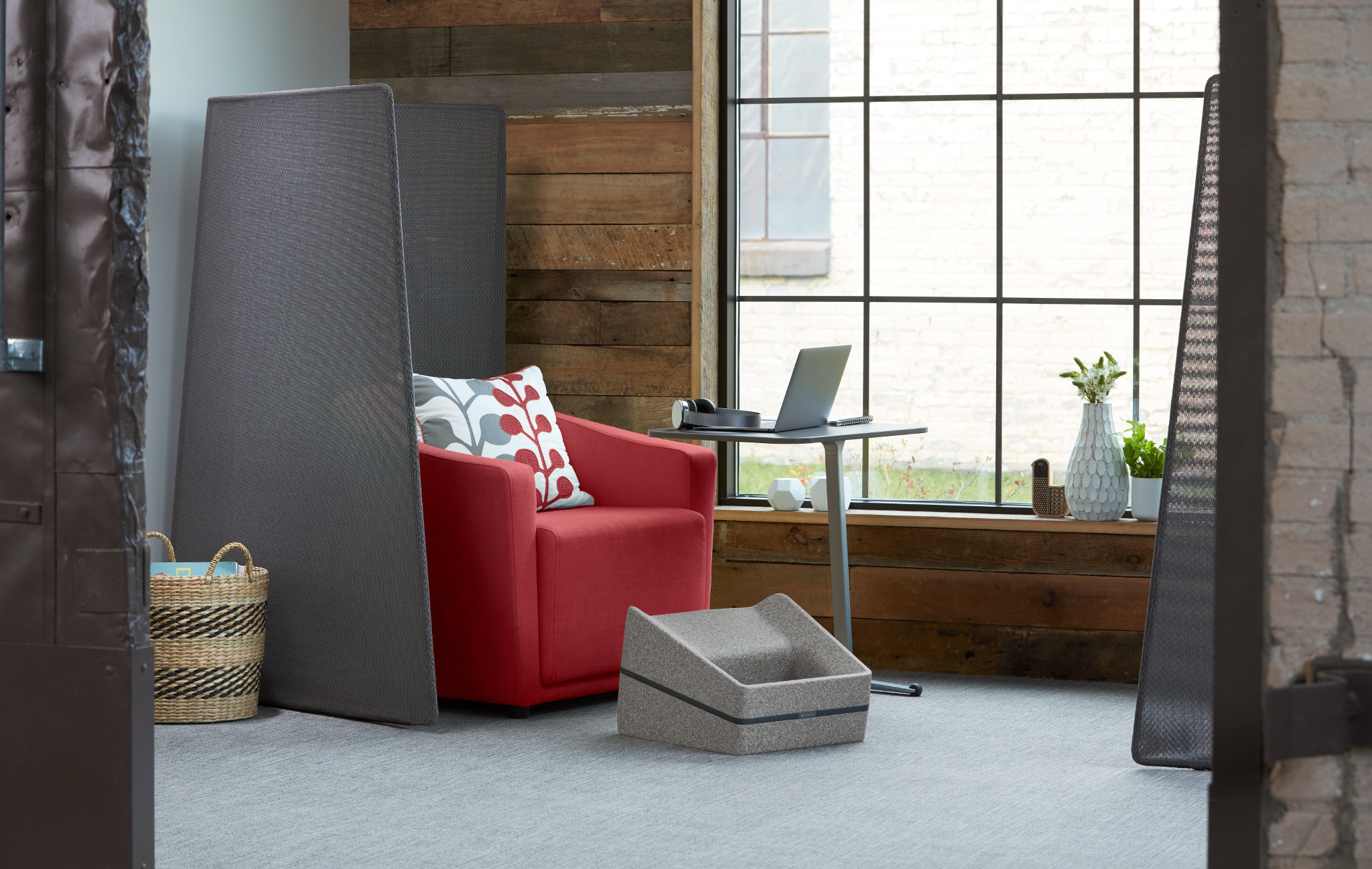 Jenny Side & Guest Armchairs | Steelcase