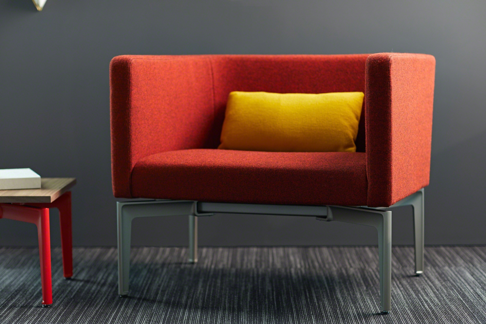 Bivi Rumble Lounge Bench Seating | Steelcase