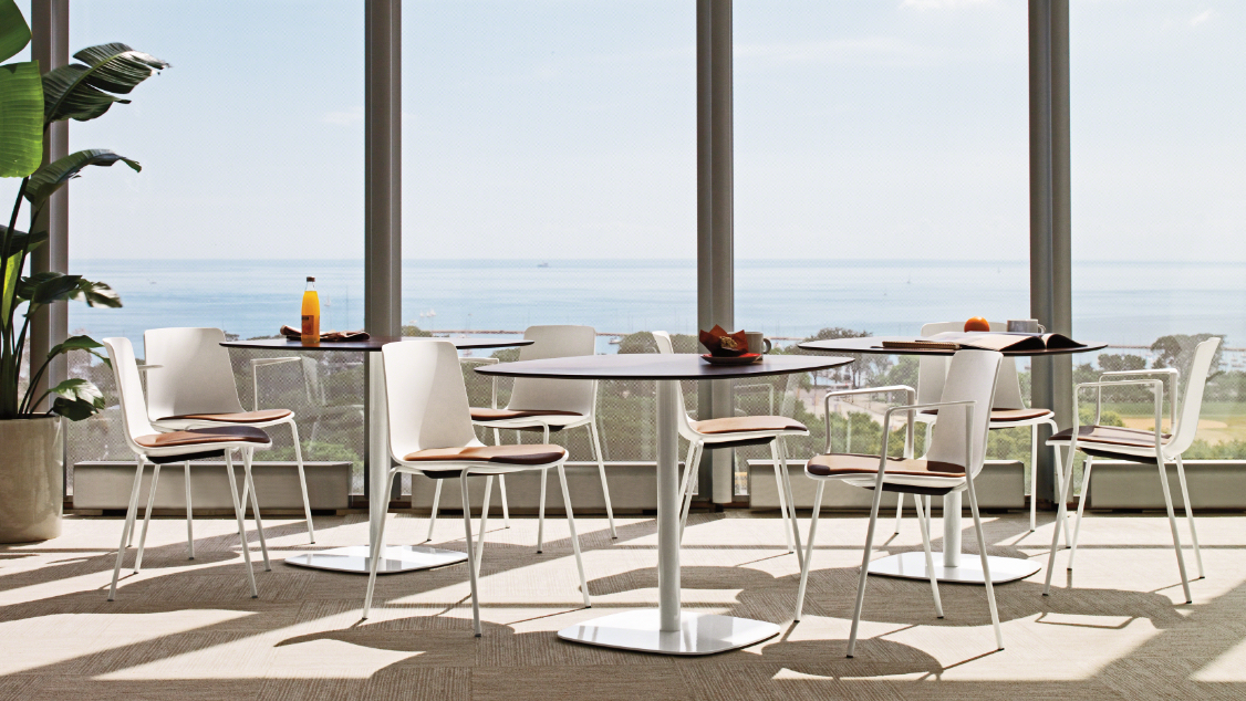 Enea Lottus Office Café Table | Steelcase