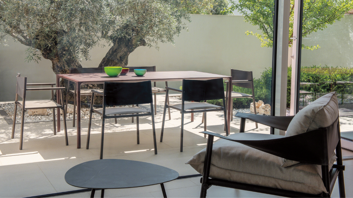 Coalesse EMU Terramare Outdoor Patio Tables | Steelcase