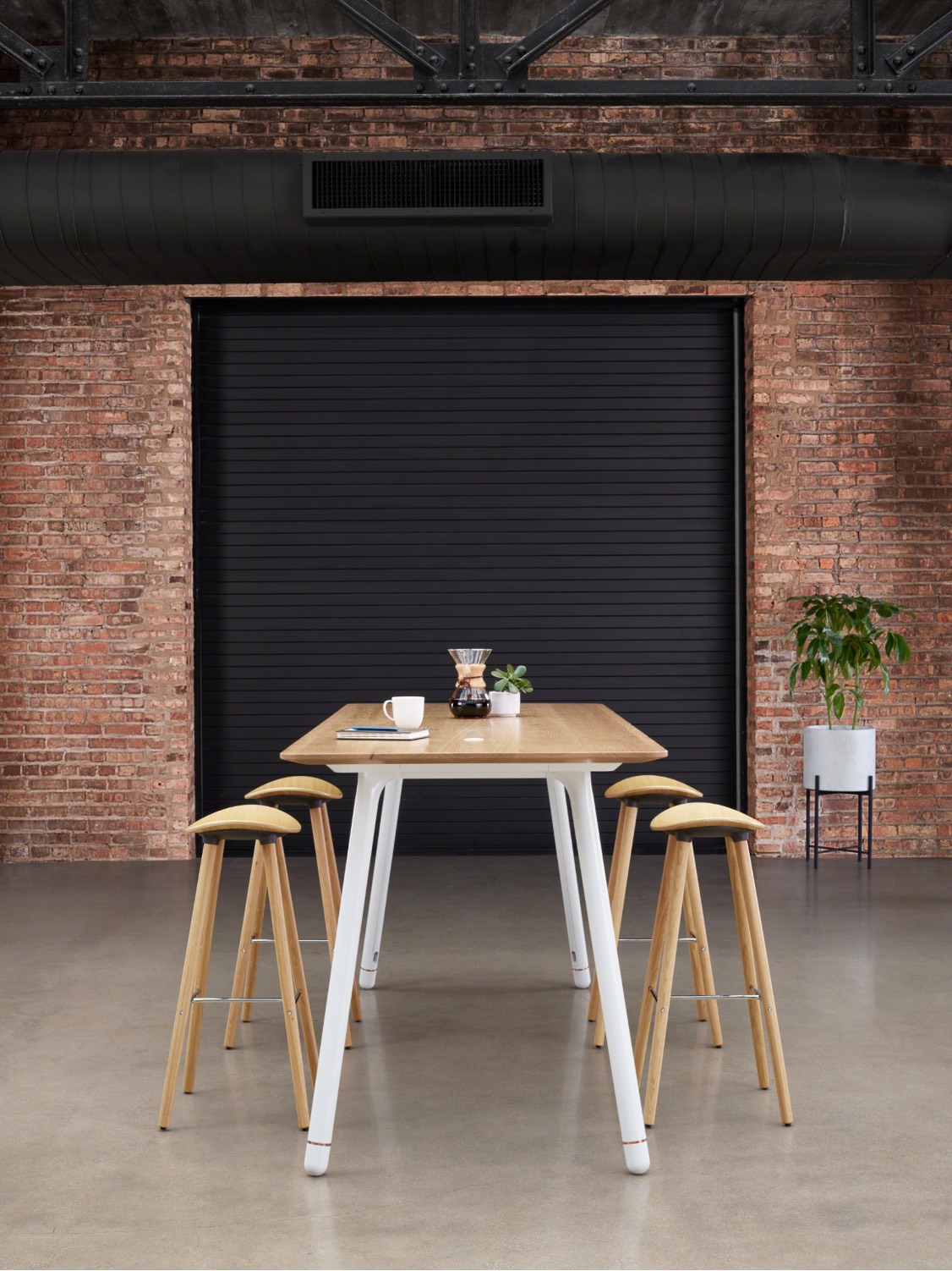 Potrero415 Light Standing Height Meeting Table | Steelcase