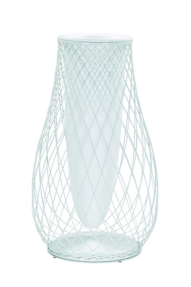 EMU Heaven Metal Wire Vase for Patio | Steelcase