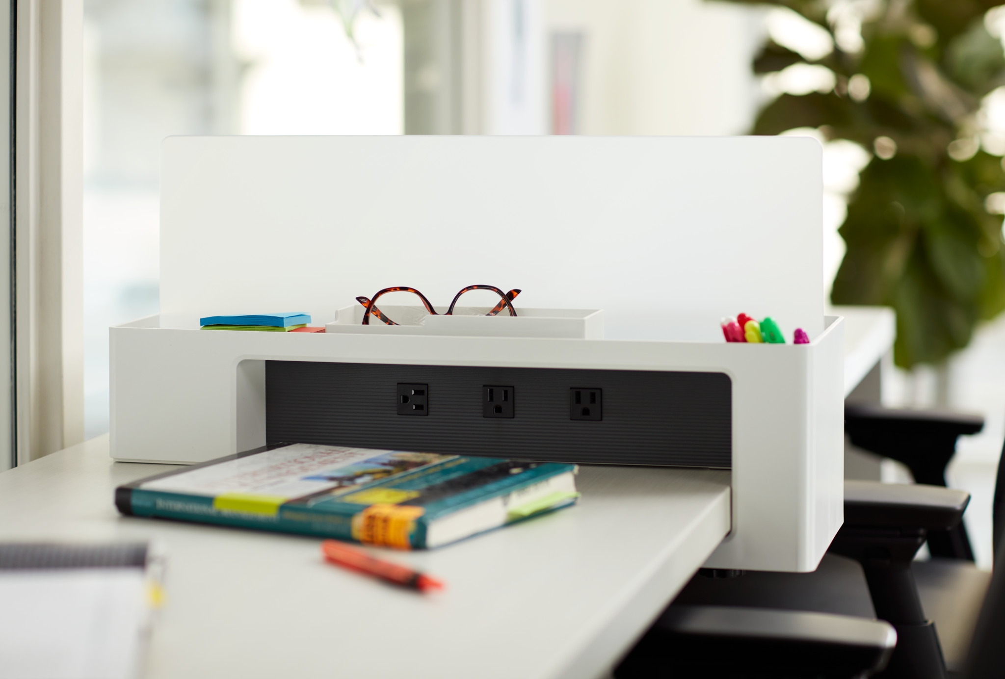 SOTO Desk Accessories & Organization Tools | Steelcase
