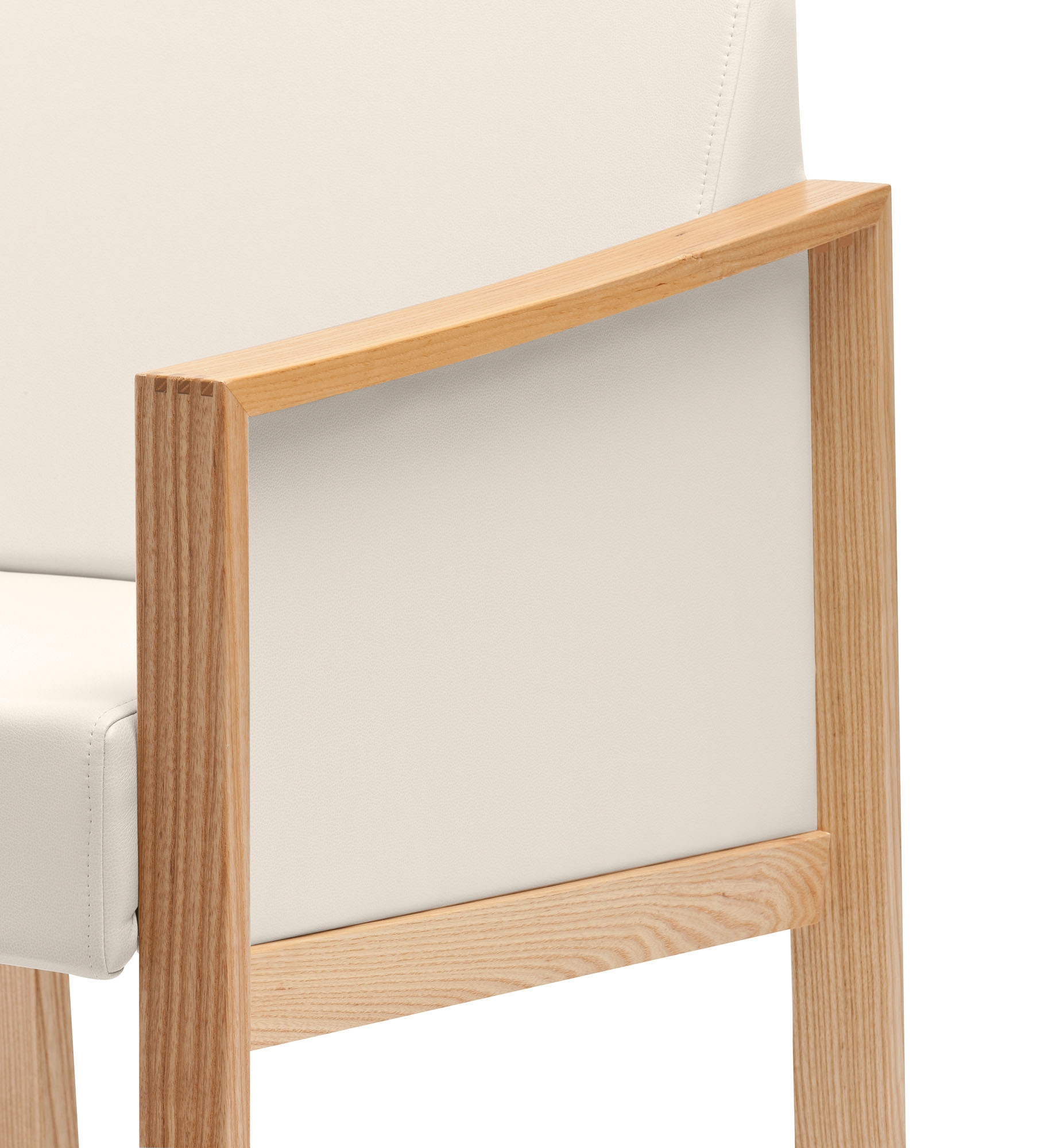 Tava Lounge Seating & Contemporary Tables | Steelcase