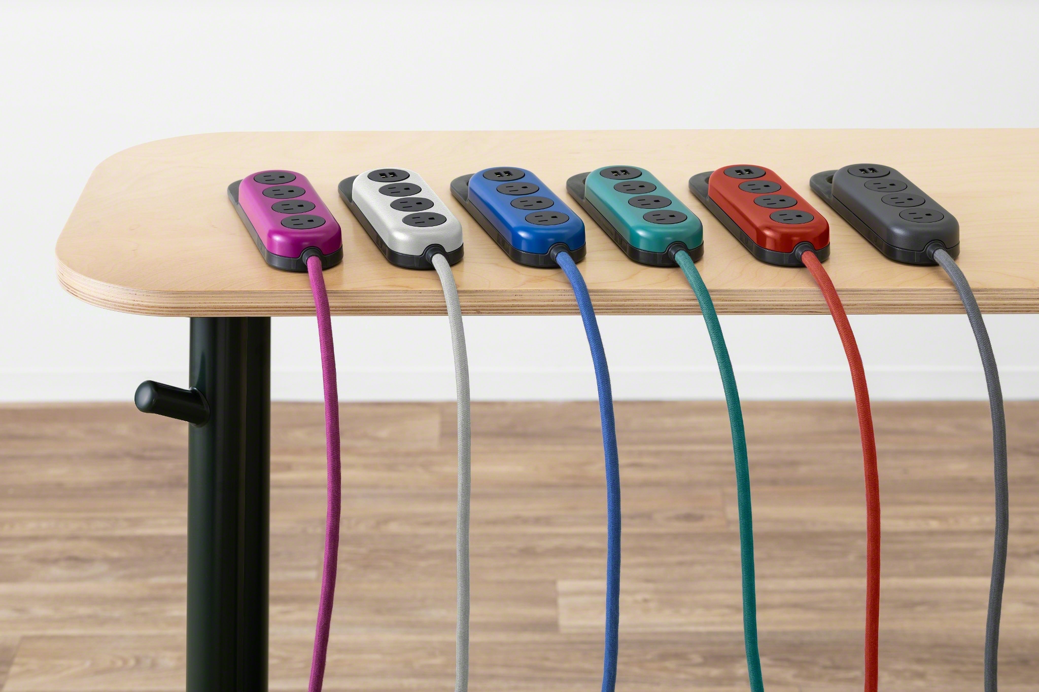 Steelcase Flex Office Desk Basket & Desk Accessories | Steelcase