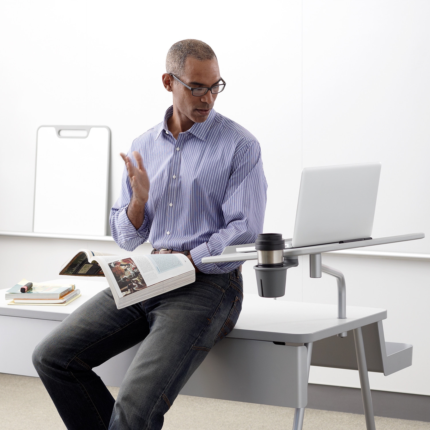 Verb Rolling Tables & Whiteboard Easels for Classroom | Steelcase